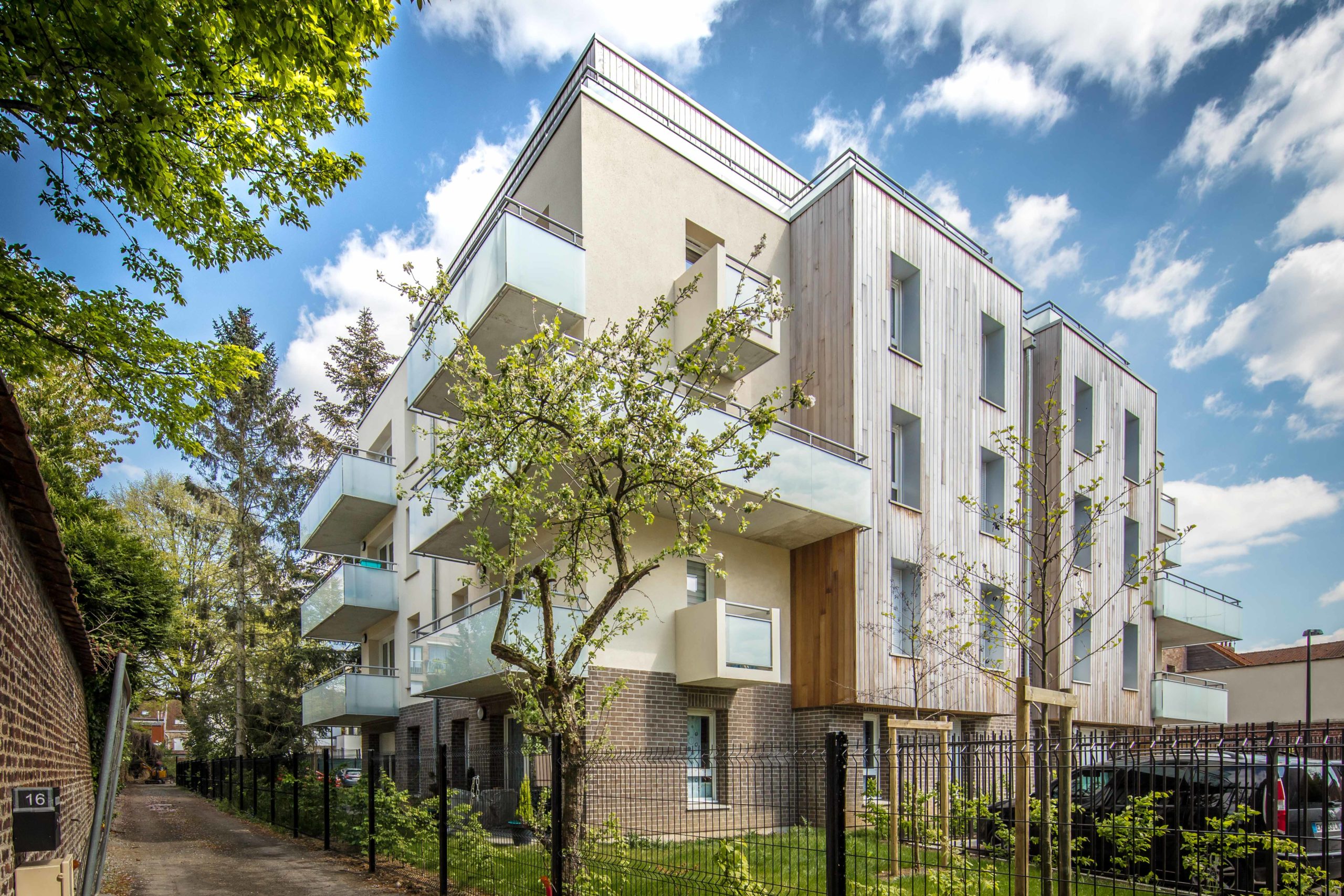 24 logements collectifs dans un espace restreint - Moretti constructions